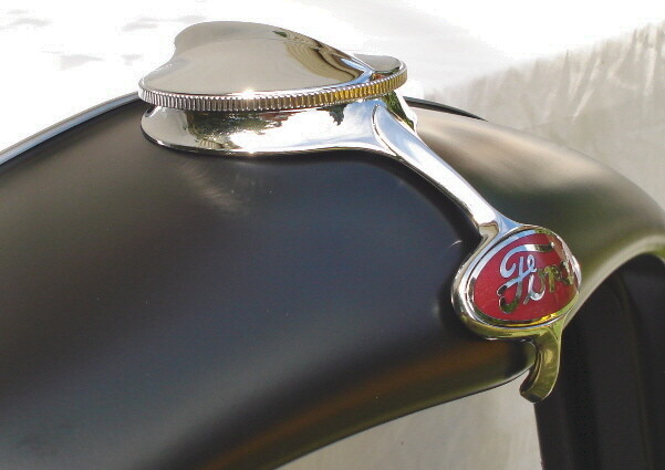 FORD 1932 RADIATOR SHELL EMBLEM "RED" ALSO FIT 32-35 PICK UP HOT ROD ...