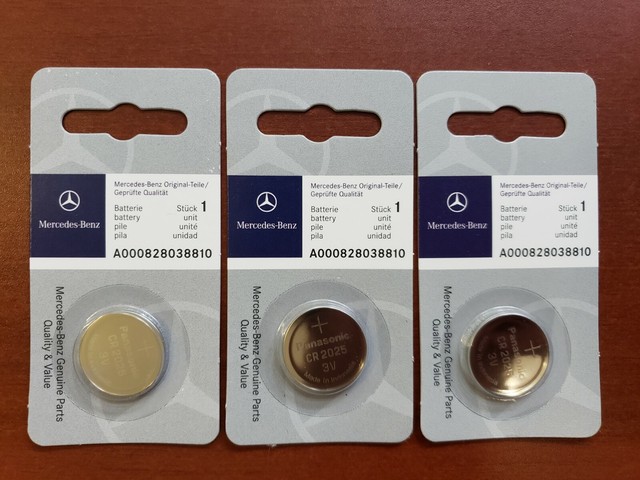 Genuine Mercedes-Benz Control Remote Key Fob Battery A0008280388 X 3 ...