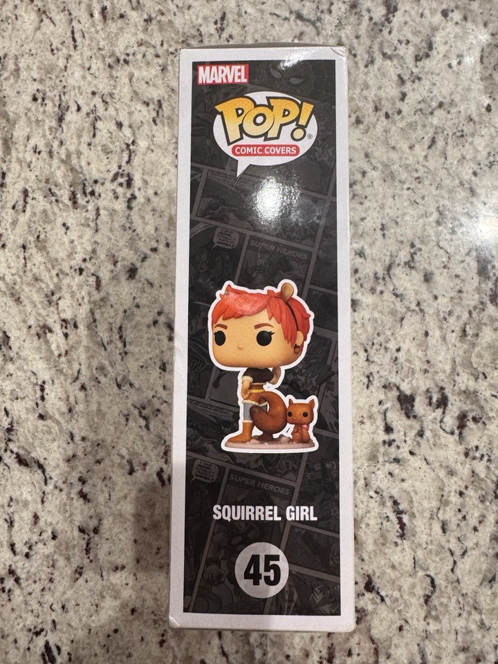 Funko POP! Comic Cover: Marvel Squirrel Girl Vinyl + Protective Case ...