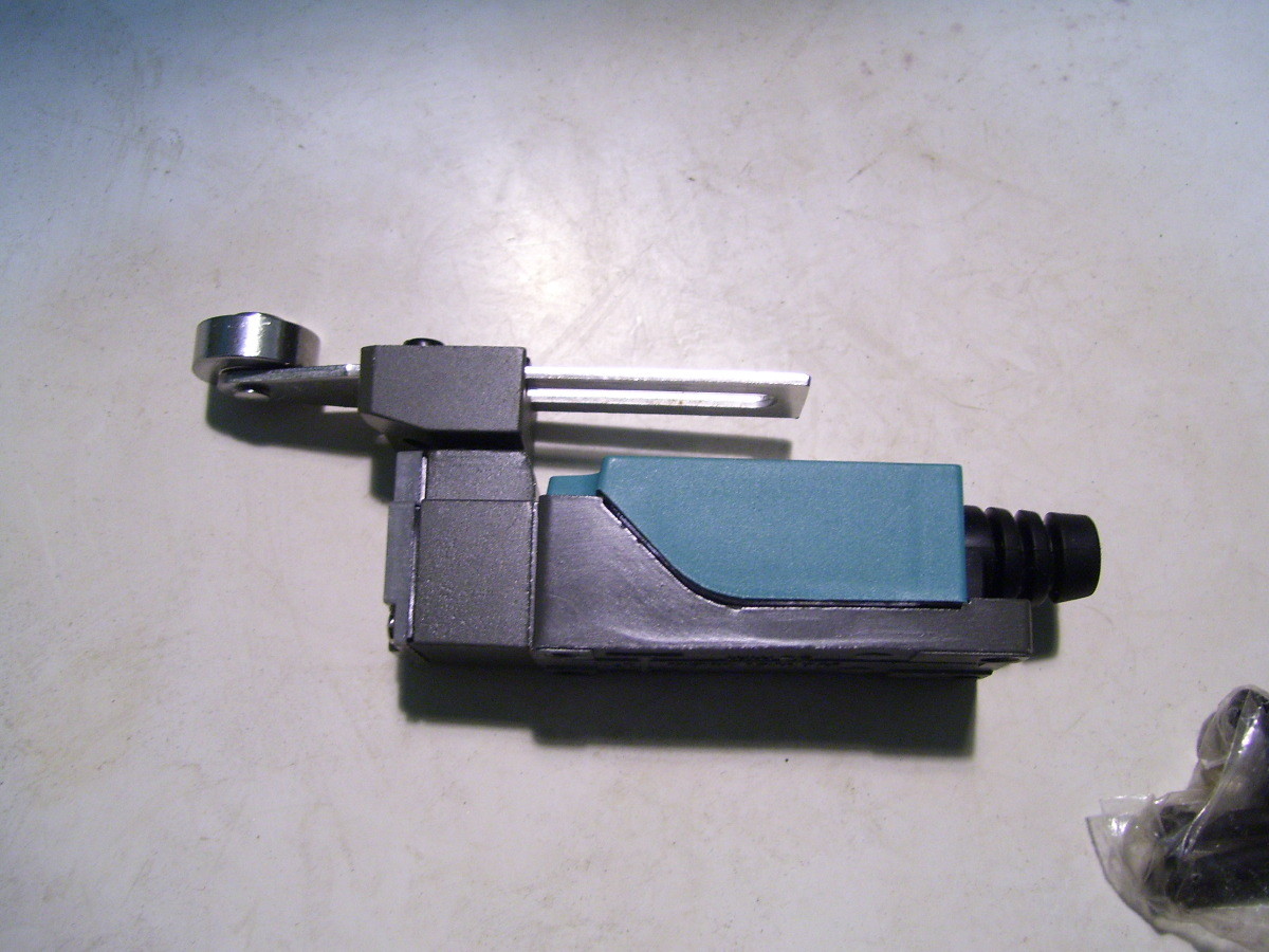 NEW HONEYWELL SZL-VL-S-J MINI LIMIT SWITCH 10A 250VAC 1NC/1NO P2945 | eBay