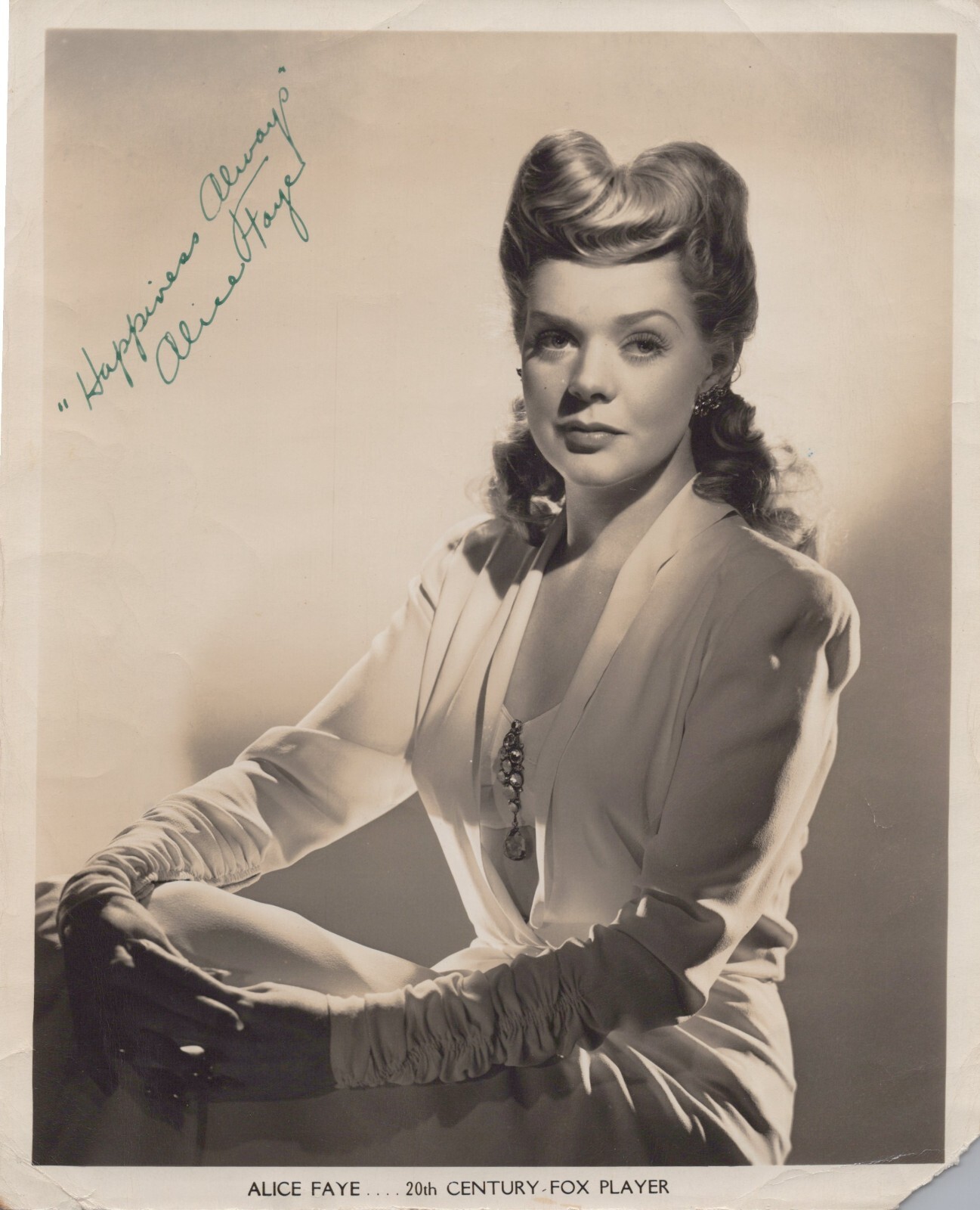 HOLLYWOOD BEAUTY ALICE FAYE SIGNED AUTOGRAPH 1944 PORTRAIT ORIG Photo J ...