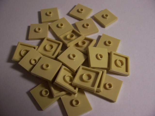 LEGO - 2x2 TAN SMOOTH TILES w/ Top Stud - (25 pieces) - BRAND NEW! | eBay