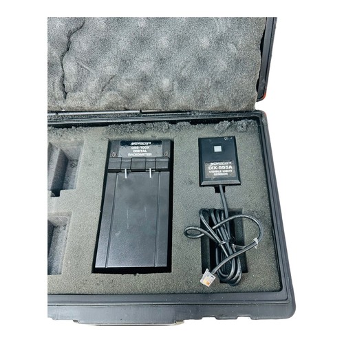 SPECTROLINE DSE-100X RADIOMETER/PHOTOMETER w/ DIX-555A SENSOR ...