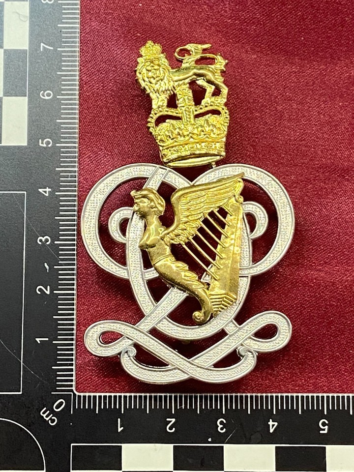 Lovely Queens Royal Hussars Pouch Badge screw fixings made by FIRMIN ...