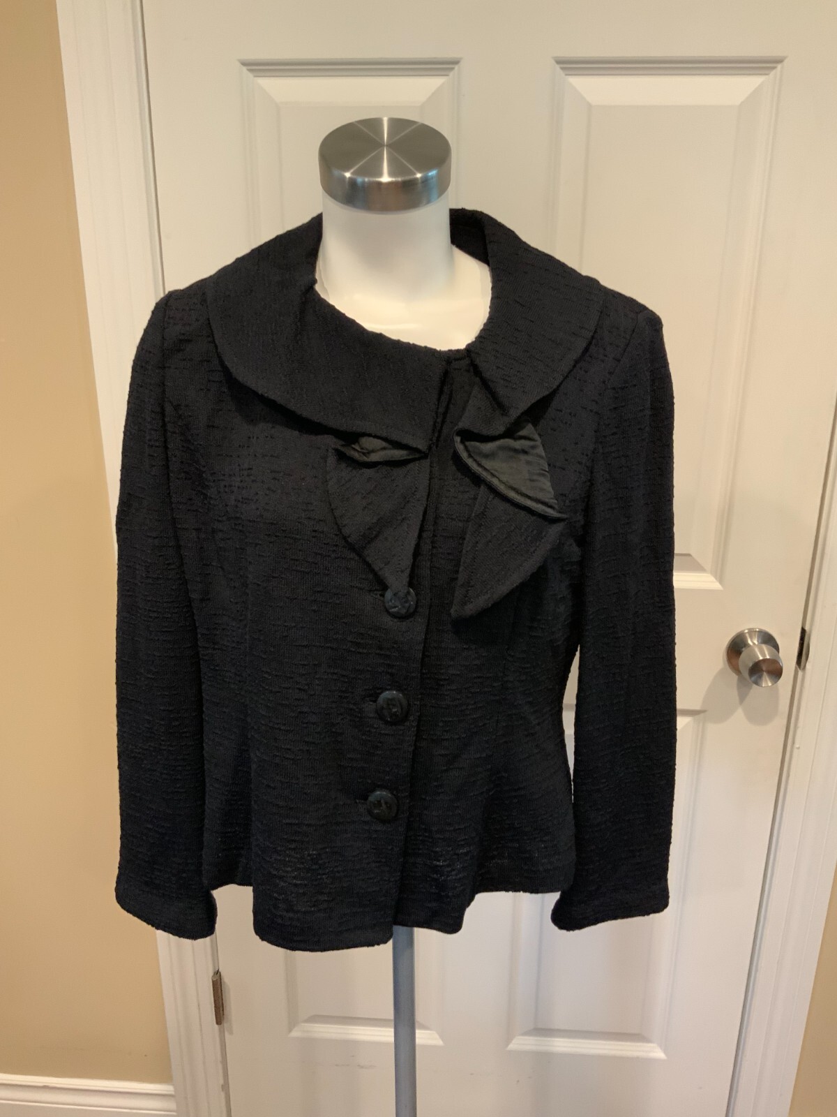 St. John Legacy Blue Textured Knit Ruffle Button-Up J… - Gem