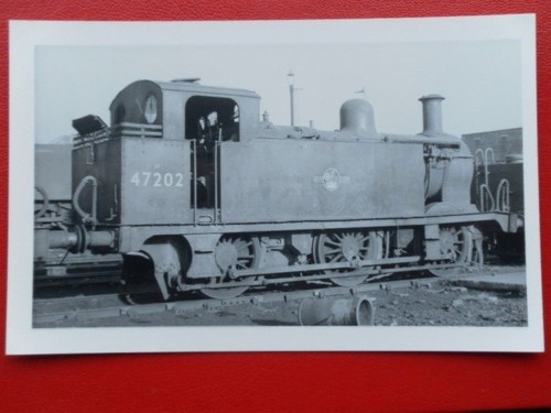 PHOTO LMS JOHNSON CLASS 3F 0-6-0T LOCO NO 47208 | eBay