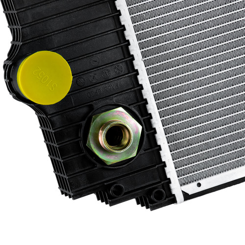 Radiator For FL50 FL60 FL70 Thomas Bus with Freightliner Chassis ...