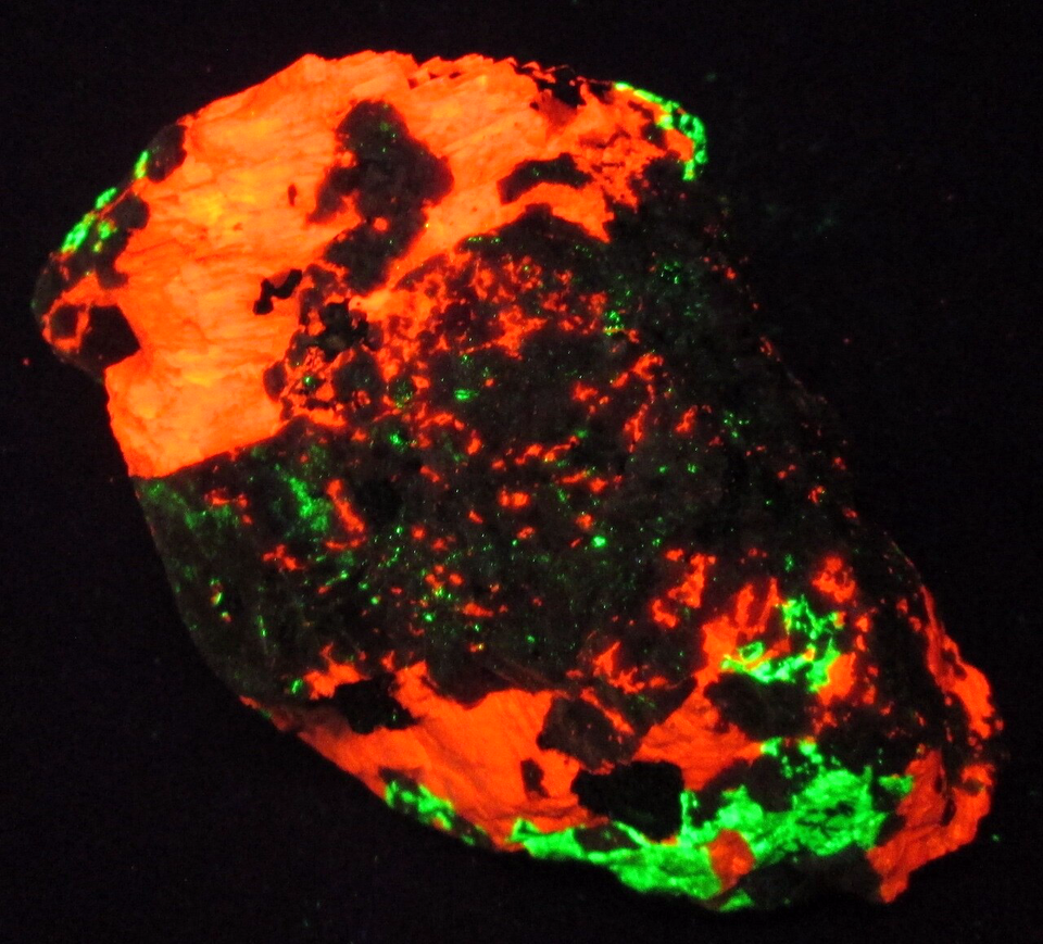 Rhodonite Willemite Calcite Franklinite Fluorescent Mineral Franklin NJ ...