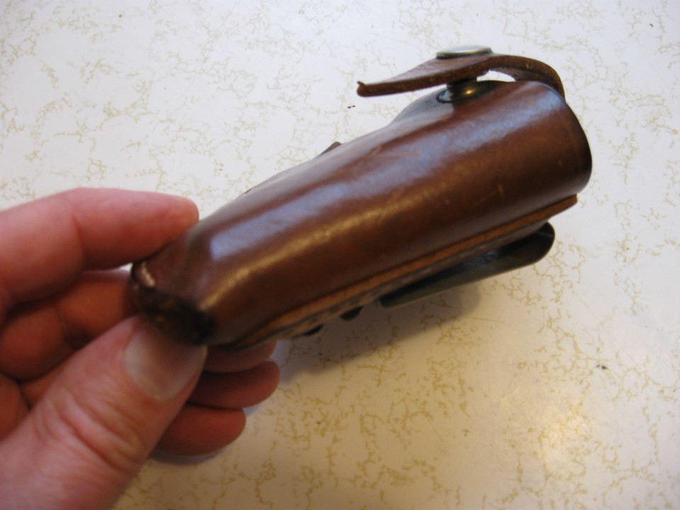 Bianchi small leather gun holster 18A excellent condition | eBay