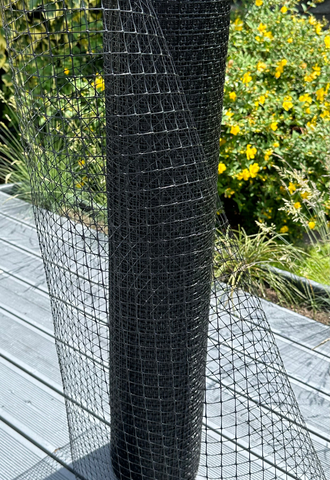 1M x 5M Strong, light Fruit Vegetable Netting Plastic Mesh Garden ...