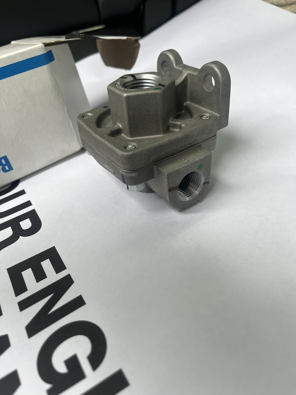 OEM BENDIX QUICK RELEASE VALVE P/N 20812943 | eBay