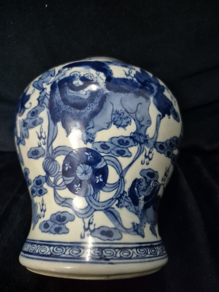 Chinese blue & white temple jar signed on the base early 20th century 8 ...