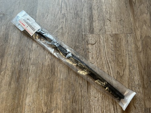 Genuine OEM Toyota 68141-89111 Front LH Door Glass Run Seal 89-95 ...