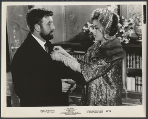 PETER SELLERS NADIA GRAY in @Col I Like Money '62 GLOVES | eBay