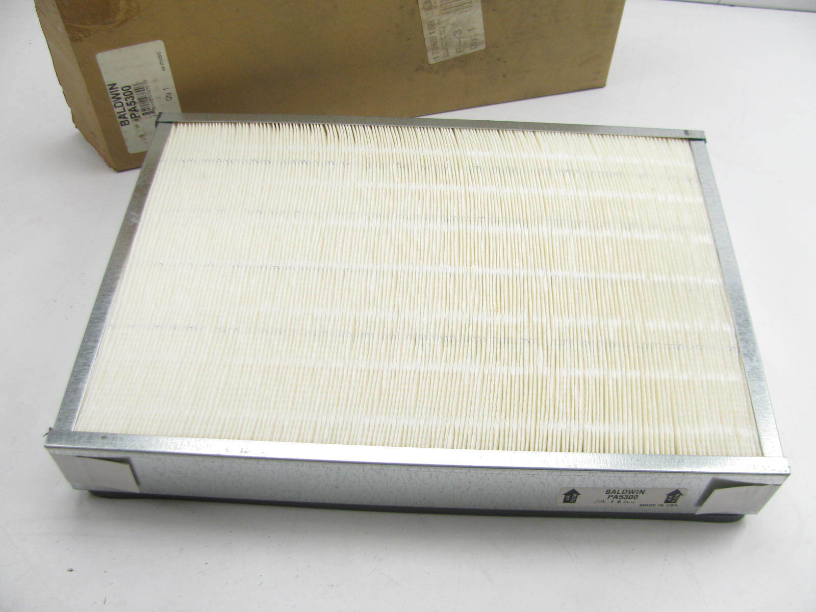 CATERPILLAR 1807487 - Air filter cross reference