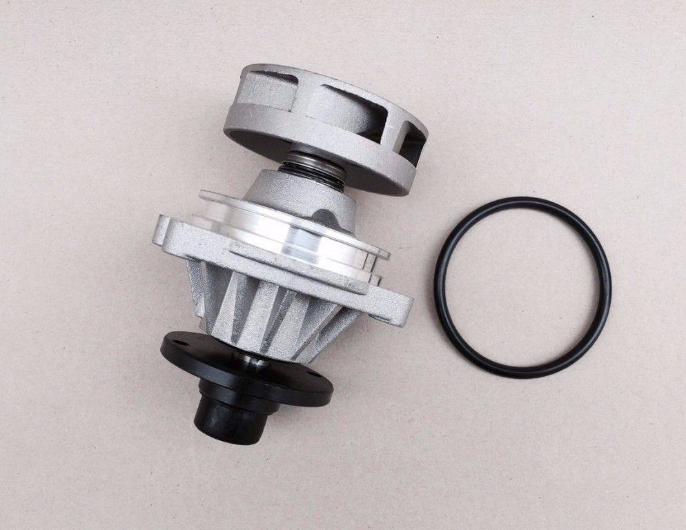NEW BMW COOLANT WATER PUMP WITH O RING 11517527799 11517527910 E36 Z3 ...