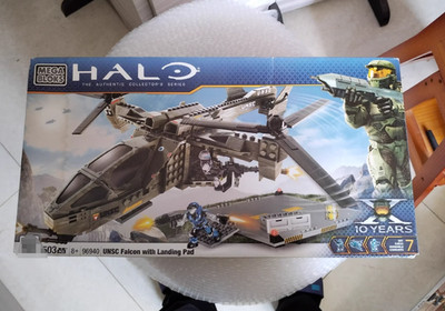 Mega Construx Bloks Halo 96940 UNSC Falcon with Landing Pad Building ...