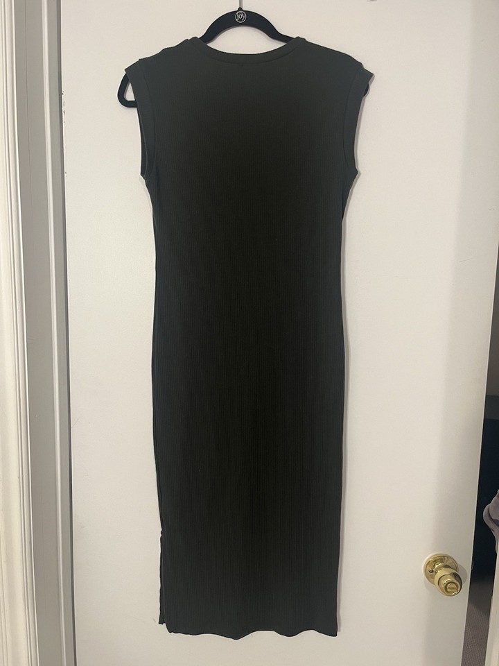 Blue Rain x Francesca’s Dark Green Ribbed Midi Dress w Cap Sleeves ...