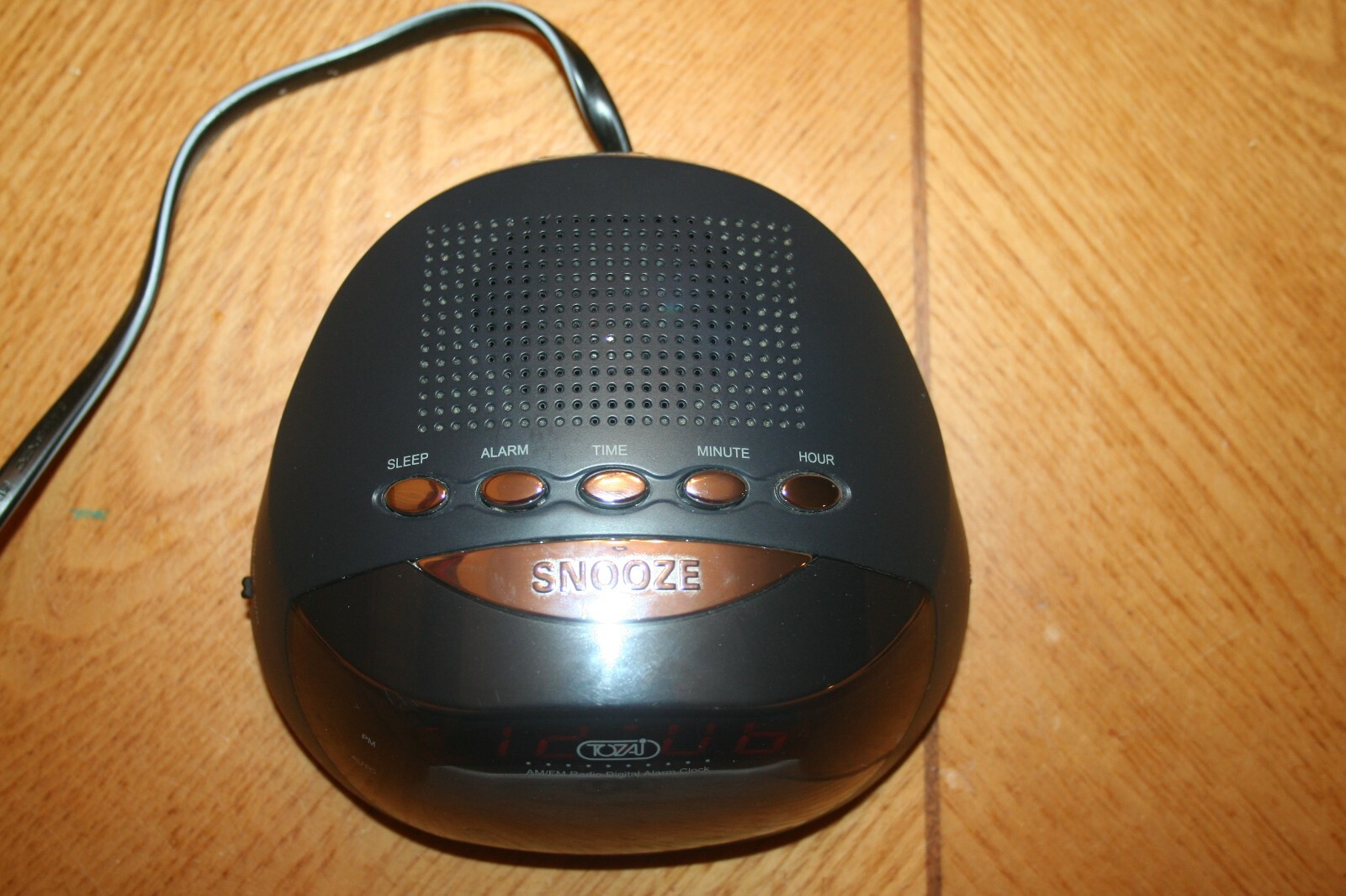 Tozai AM/FM Radio Digital Alarm Clock (Model D504) | eBay