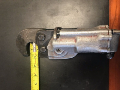 Riveters - Pneumatic Rivet Squeezer