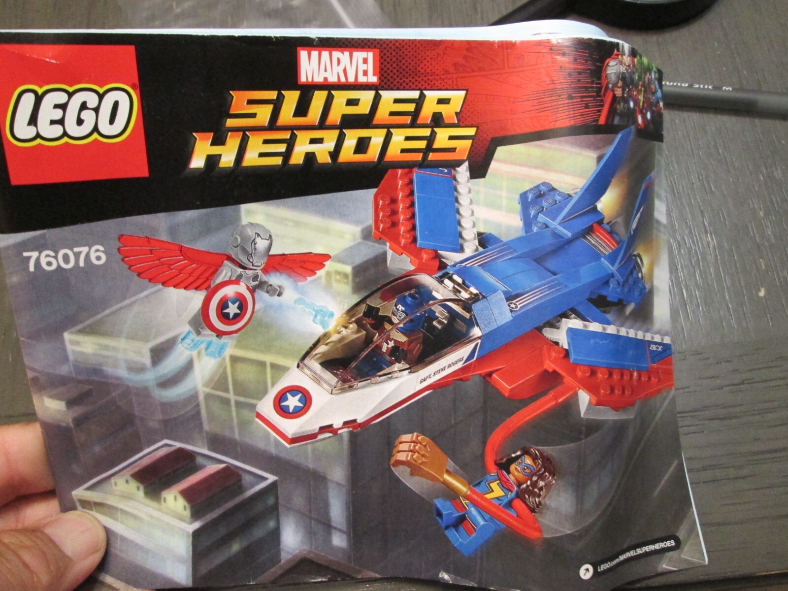 Lego 76076 Marvel Super Heroes Captain America Jet Pursuit 90% Complete ...
