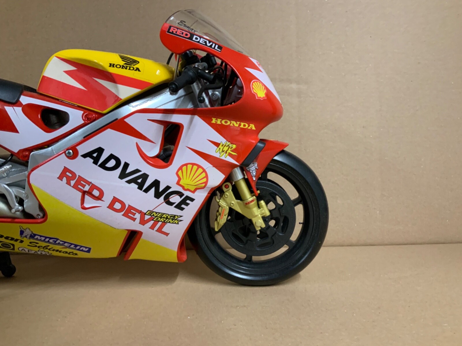 1:6 QUALITY GUILOY HONDA NSR500 CHRIS WALKER SHELL ADVANCE HRC HONDA ...