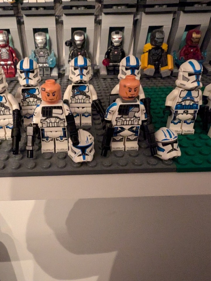 Lego Star Wars Captain Rex, Arc Trooper Fives and 501st Clone Trooper ...
