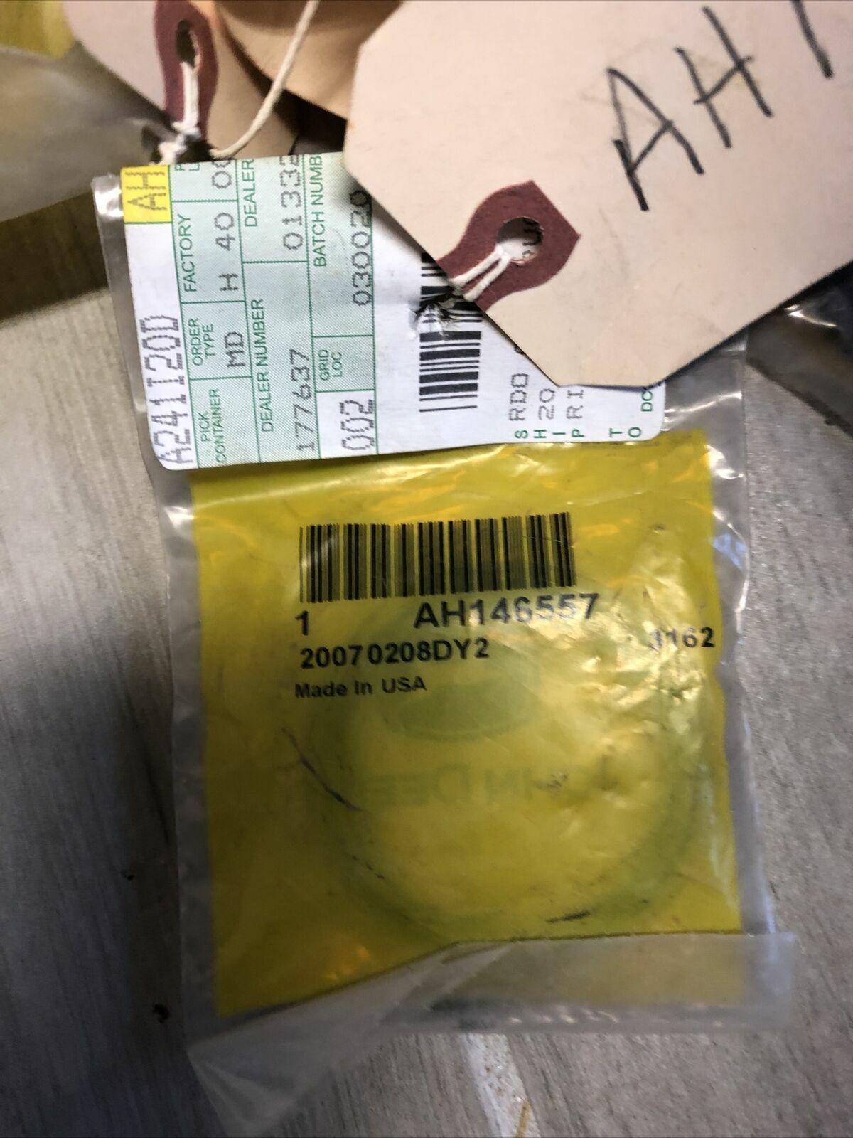 John Deere Original OEM Cylinder parts H152203 H152794 AH146561 ...