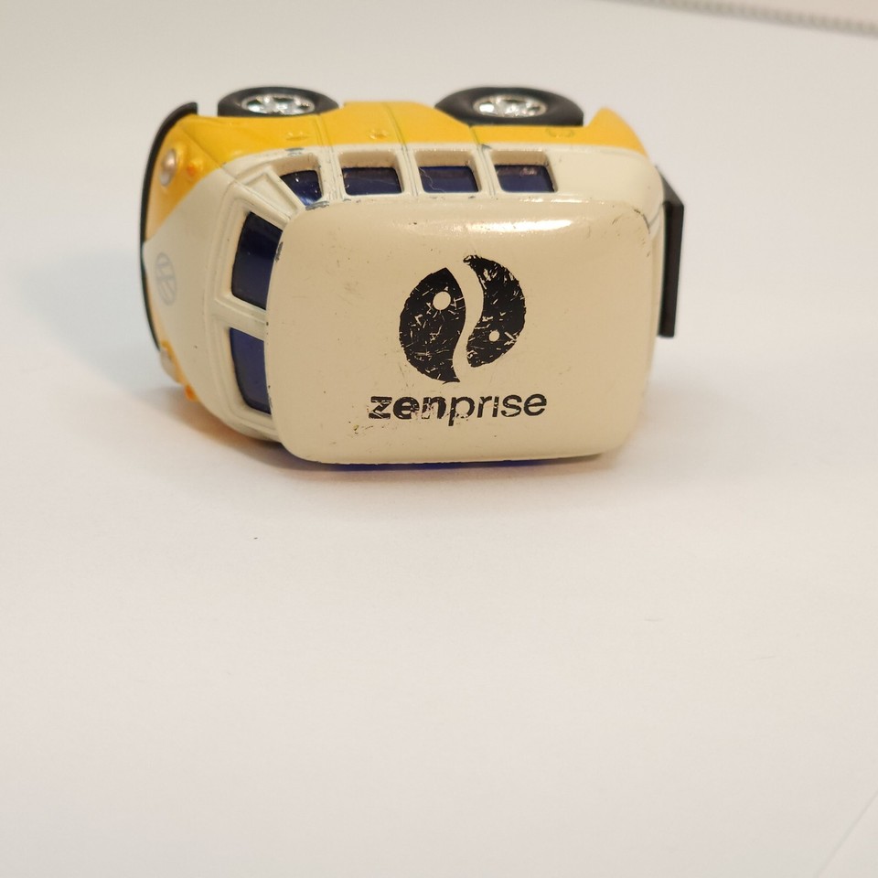 WELLY 1962 VW Classical Bus Pull Back Motor 2" Diecast Volkswagen Works ...