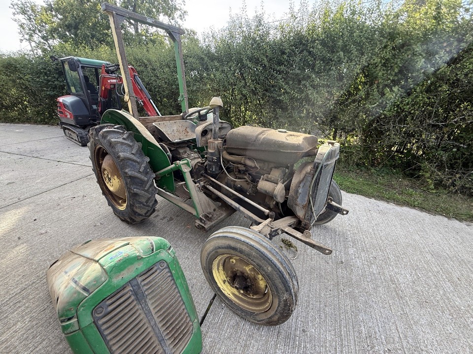 Ferguson Tractor FE35 Vintage Tractor 1959 reg CKM1523 | eBay UK