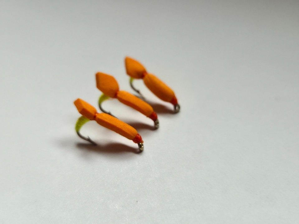 3 ORANGE FLOATING FRY FLY FISHING DRY TROUT FLIESSIZE 10 | eBay UK