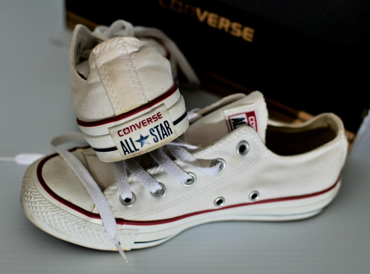 Converse All Star Unisex Chuck Taylor Sneakers Low White M7652 Lace Up ...