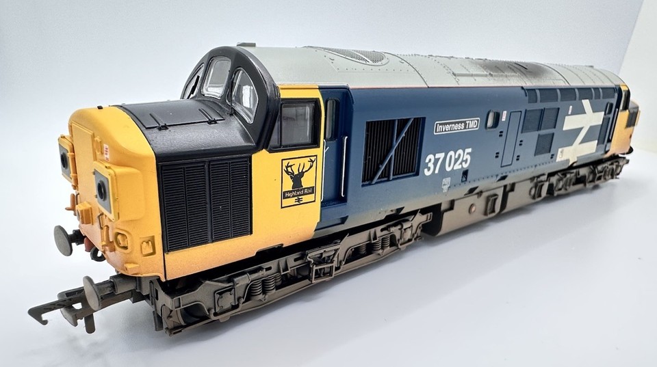 Bachmann 32-780W OO Gauge BR Class 37 ‘37025 Inverness TMD’ RoS Limited ...
