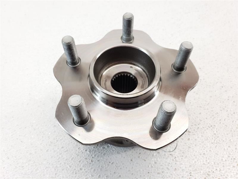 432024BA0B Genuine Nissan Hub ASSY Rear Axle T32 43202-4ba0b for sale ...