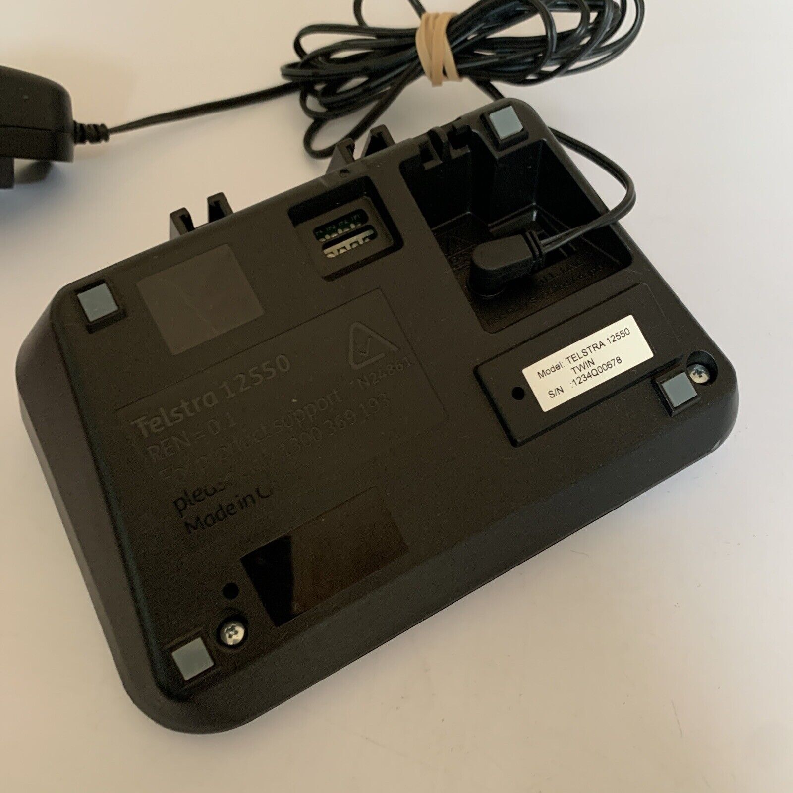 Telstra 12250 Twin Base Charger & S004LS0600060 Power Supply 6V | eBay