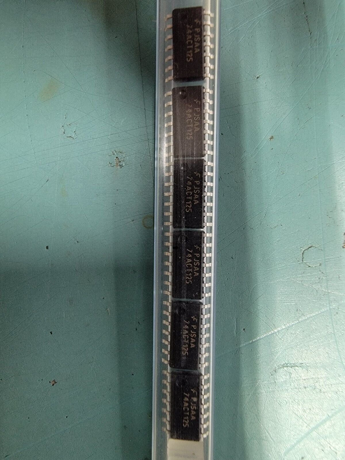 74ACT125 quad bus buffer 3 state. Qty 6 | eBay