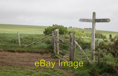Photo 6x4 Track junction Chaldon Herring or East Chaldon Tumulus on the ...