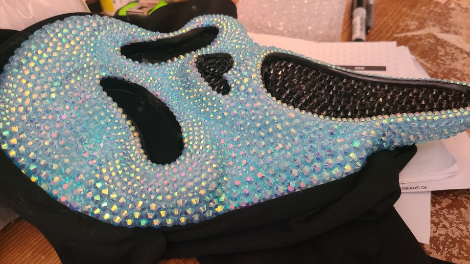 Ghost Face Scream Ghostface Glitter Pearl Sparkles Halloween or Cosplay ...