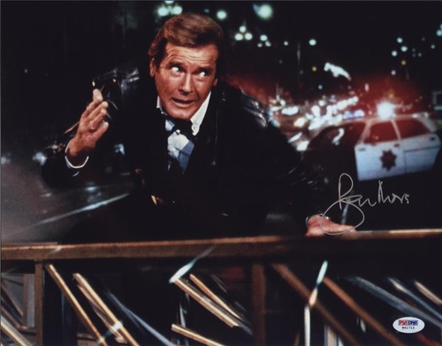 Roger Moore Signed James Bond 007 Photo 11x14 - Autographed PSA DNA 17 ...
