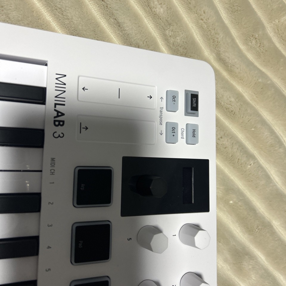 Arturia MiniLab 3 25-Key MIDI Controller - White | eBay Australia