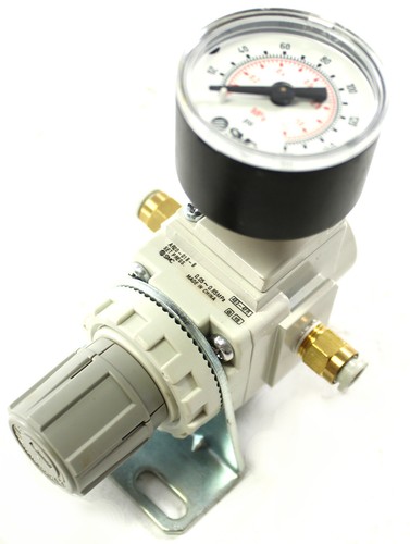 SMC AR20-01B-B Pneumatic Precision Pressure Regulator Valve | mgmforex.com