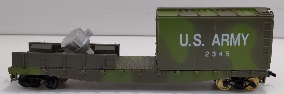 AHM 2345 HO Scale US Army Spotlight Camouflage Car #2345 LN/Box | eBay