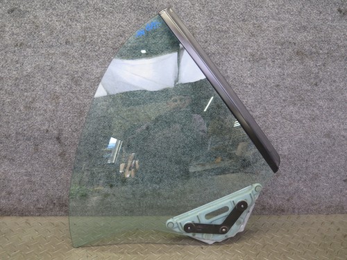 01-06 BMW E46 330ci CONVERTIBLE REAR RIGHT PASS SIDE QUARTER GLASS ...