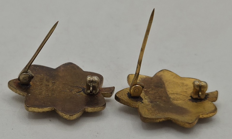 2 WWII US Army Major Gold Oak Leaf Rank Pins Pin Back Safety Clutch NS ...