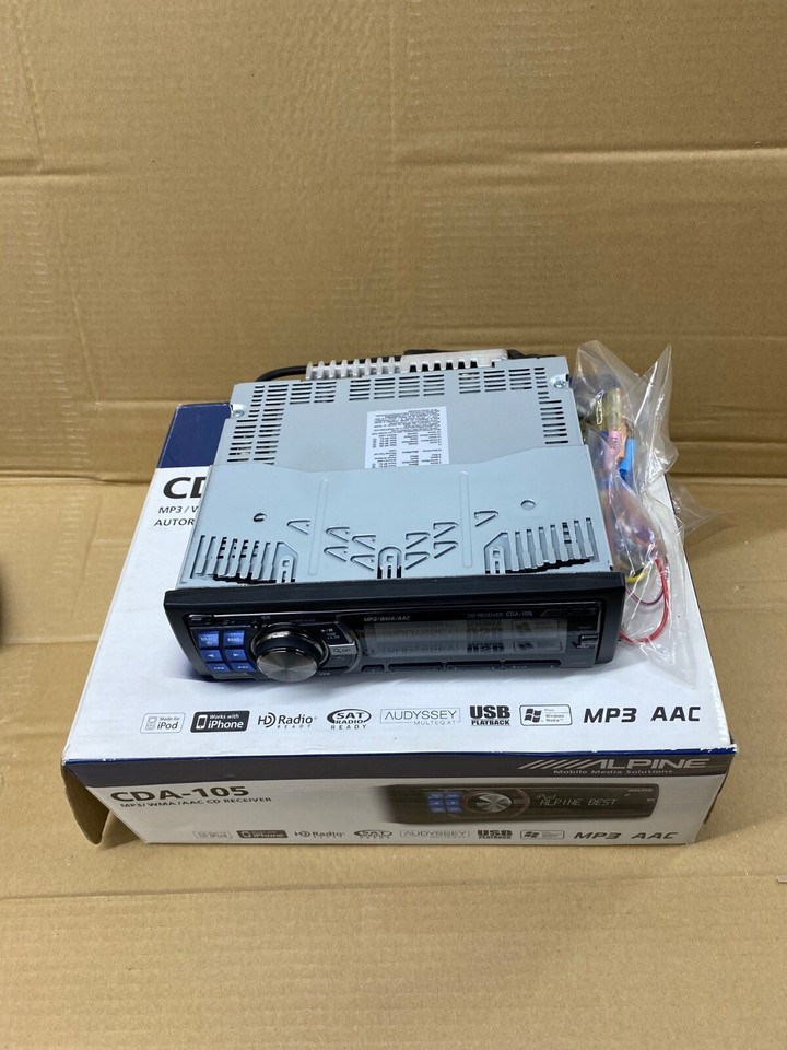 New Alpine CDA-105 am/fm Mp3 WMA CD usb car stereo receiver 6 CH pre ...
