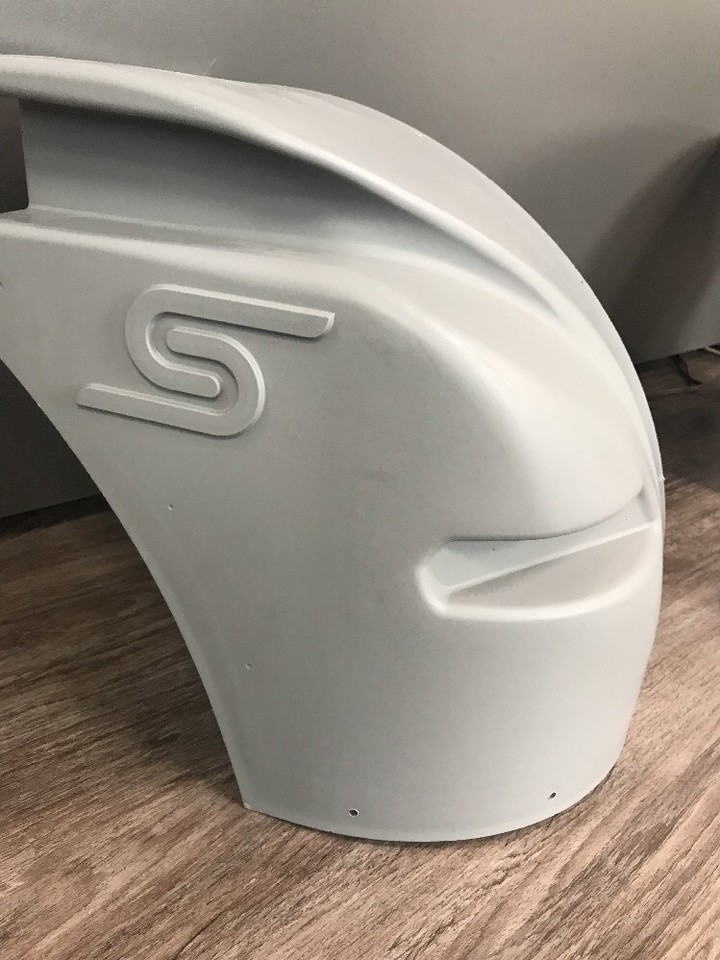 Supreme Corner Cap - Curbside - 116990 - OEM 2018+ Truck Body Radius ...