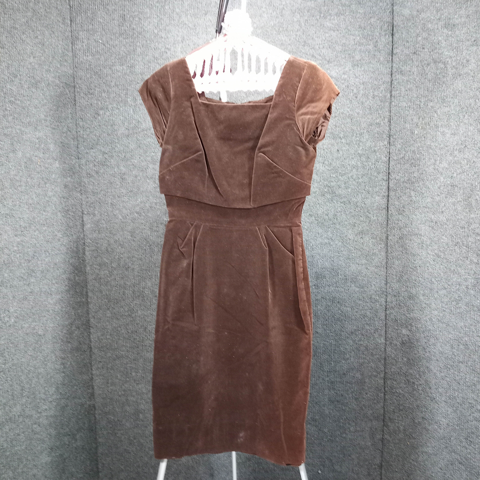 1950's Chocolate Brown Velvet Wiggle Dress by Erving … - Gem