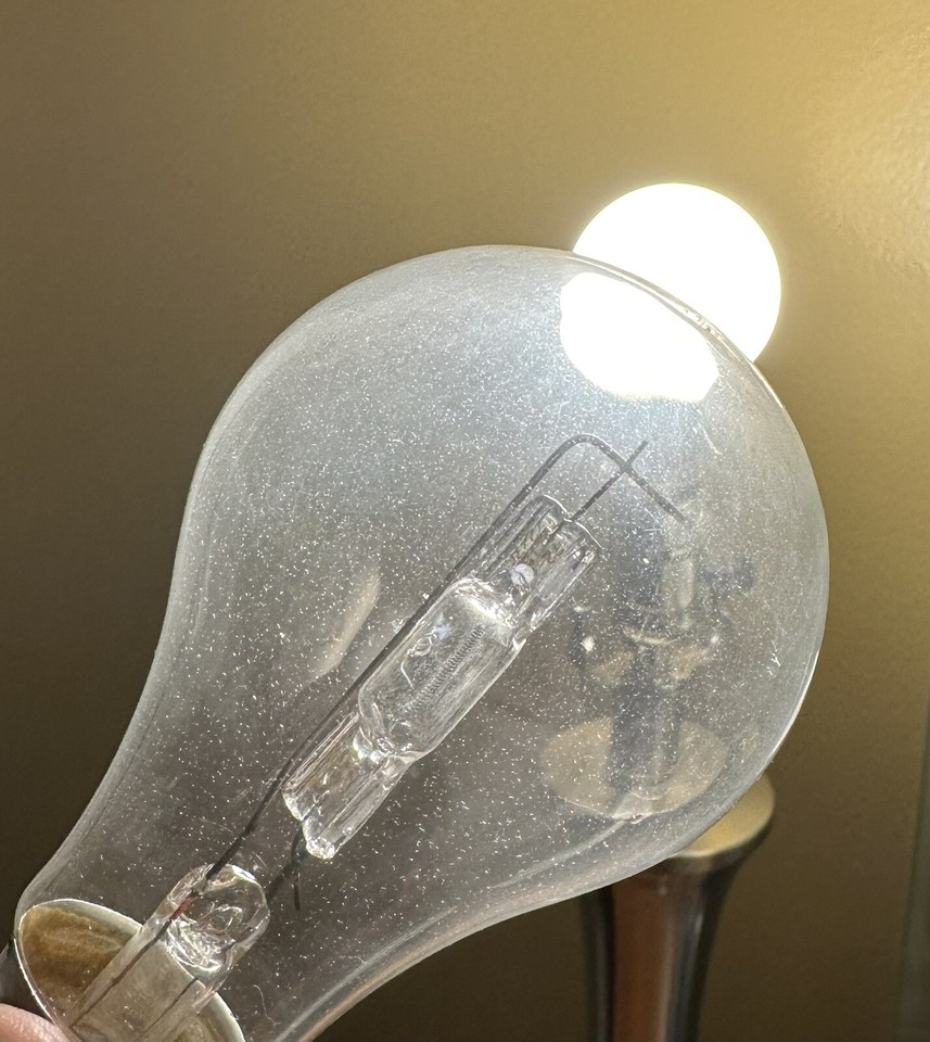 GE - Crystal Clear- 100 Watt Light Bulbs - 1 Pack/2 Bulbs - (READ ...