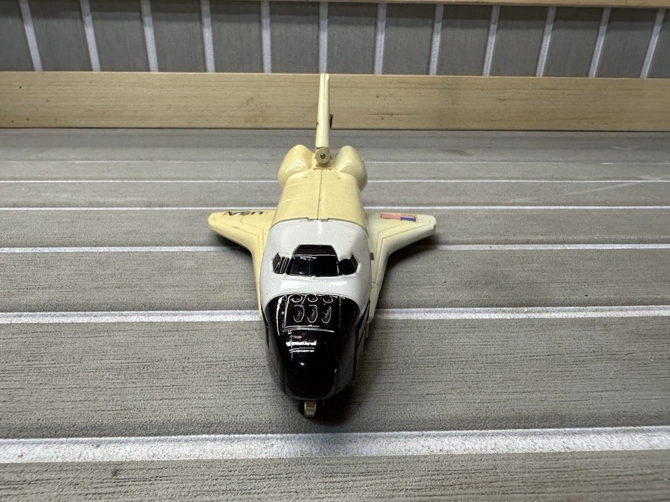 Vintage 1985 Bandai NASA Space Shuttle Diecast Toy Japan Transformer ...