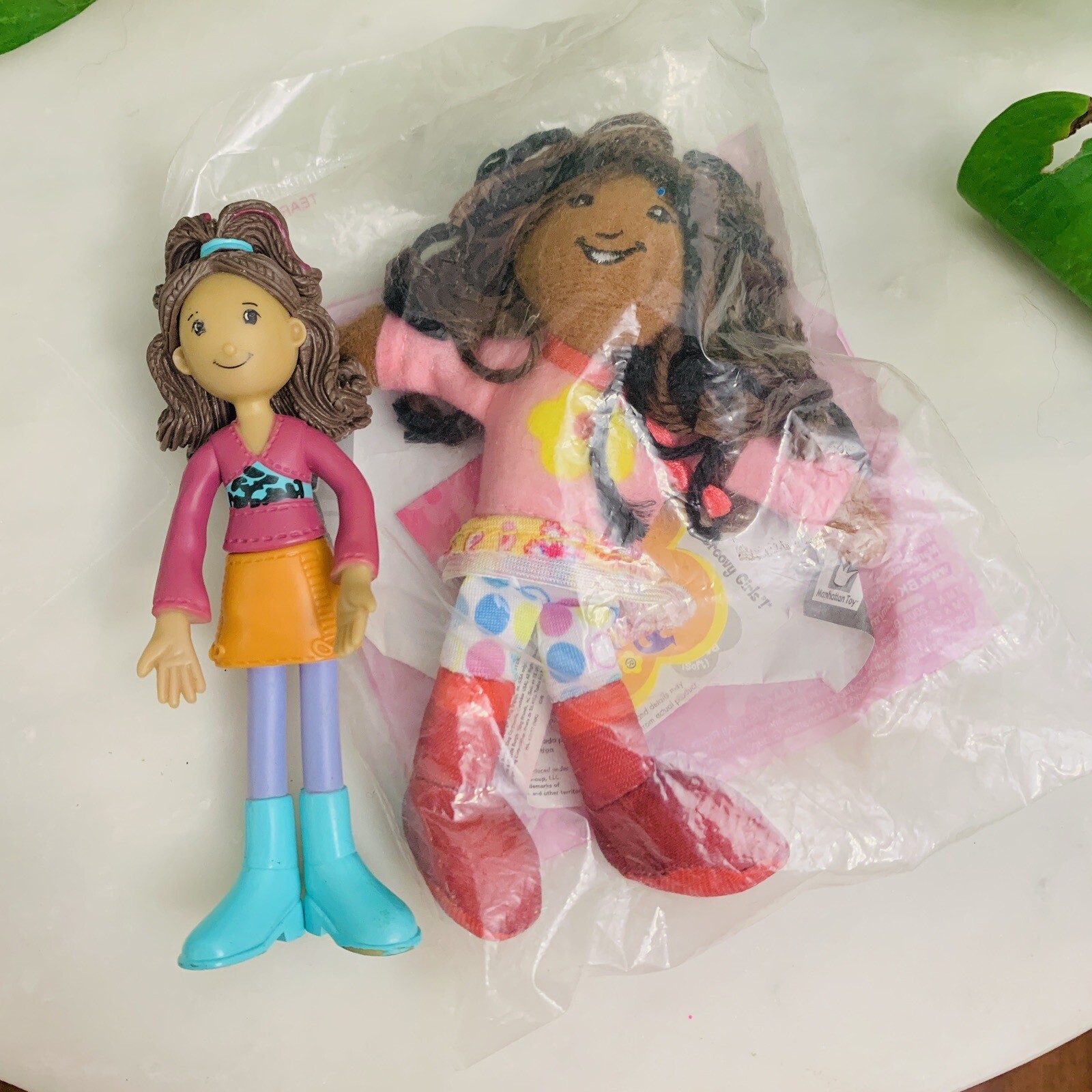 Groovy Girls Lot Of 2 Fashion Dolls Vanessa Plush & Yvette Manhattan ...